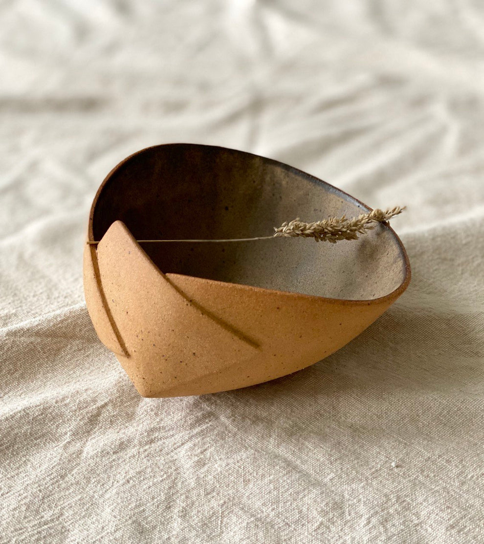 Ceramic Tutorial Video - Step by Step Guide on How to Make a Cut & Fol ...